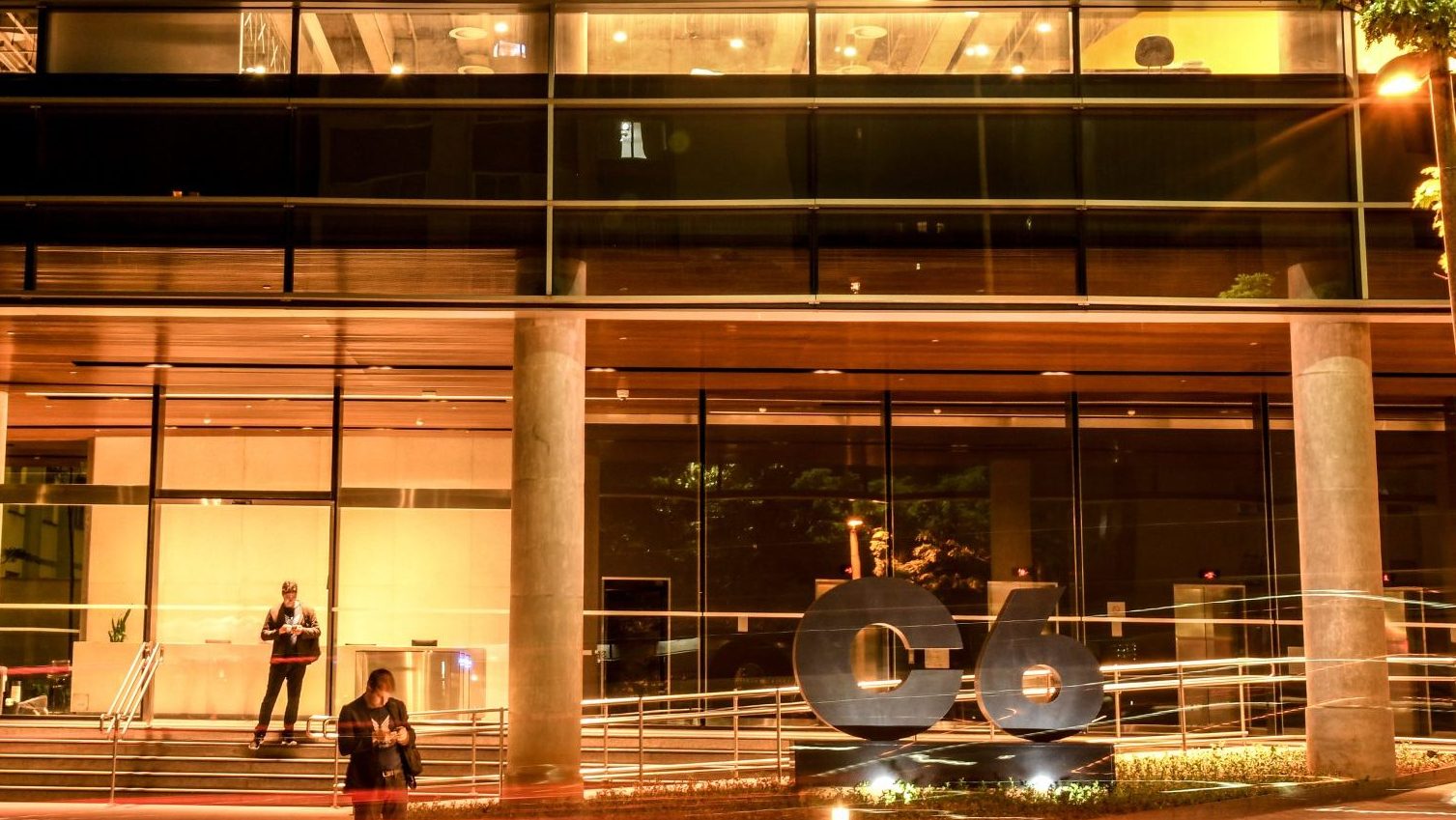 C6 Bank fecha contrato importante e revela novidade a clientes